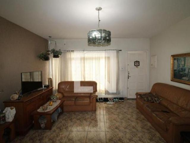 Casa à Venda Água Fria, 2 Quartos, 130 m2
