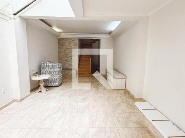 Casa à Venda Água Fria, 2 Quartos, 136 m2