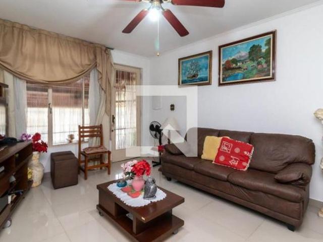 Casa à Venda Água Fria, 2 Quartos, 140 m2