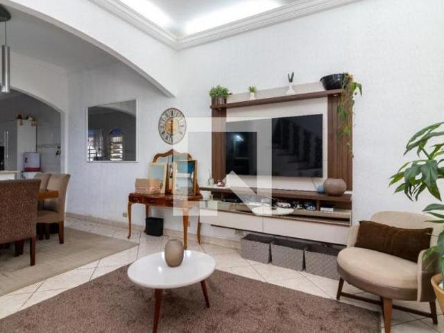 Casa à Venda Água Fria, 2 Quartos, 170 m2