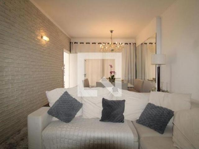 Casa à Venda Água Fria, 2 Quartos, 183 m2