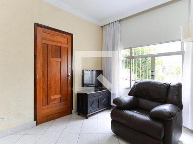 Casa à Venda Água Fria, 2 Quartos, 198 m2