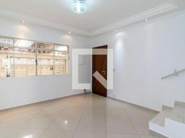Casa à Venda Água Fria, 2 Quartos, 250 m2