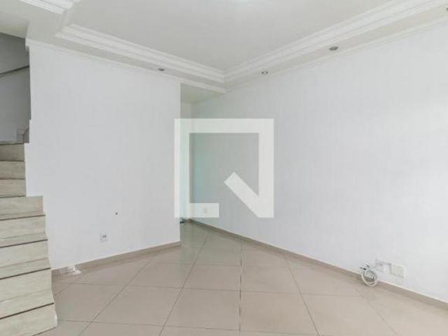 Casa à Venda Água Fria, 2 Quartos, 250 m2