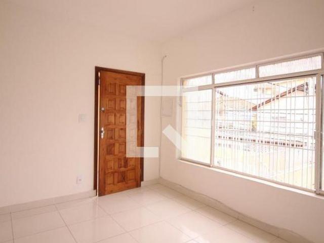 Casa à Venda Água Fria, 2 Quartos, 250 m2