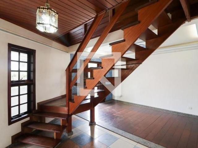 Casa à Venda Água Fria, 2 Quartos, 330 m2