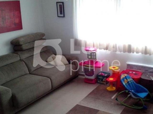 Casa á venda Água Fria 3 dormitórios 2 suítes, 1 sala, 5 vagas 195 m²