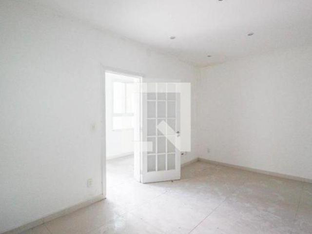 Casa à Venda Água Fria, 3 Quartos, 400 m² São Paulo