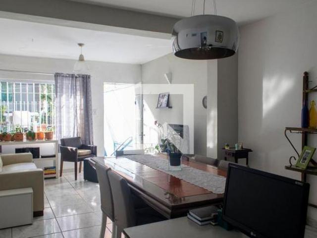 Casa à Venda Água Fria, 3 Quartos, 130 m2