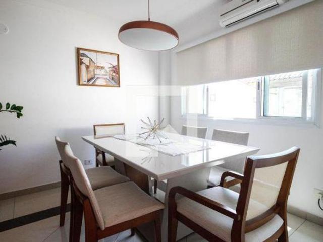 Casa à Venda Água Fria, 3 Quartos, 135 m2