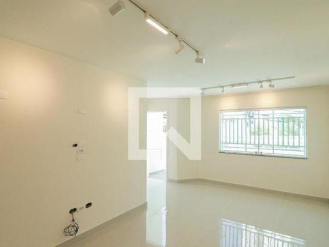 Casa à Venda Água Fria, 3 Quartos, 136 m² São Paulo