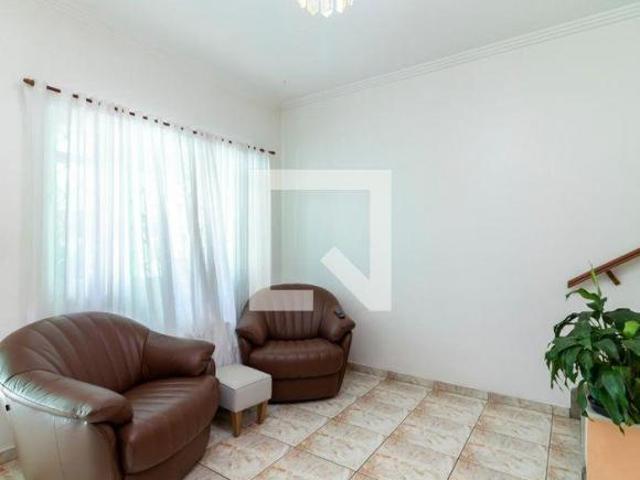 Casa à Venda Água Fria, 3 Quartos, 143 m2