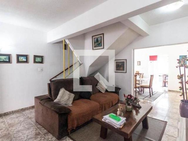Casa à Venda Água Fria, 3 Quartos, 150 m2