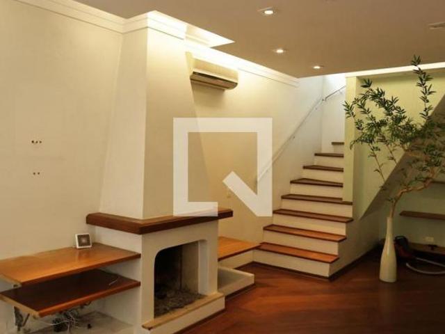 Casa à Venda Água Fria, 3 Quartos, 150 m2
