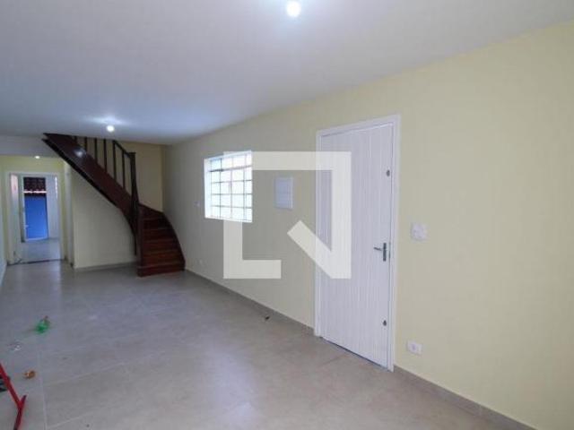 Casa à Venda Água Fria, 3 Quartos, 150 m2
