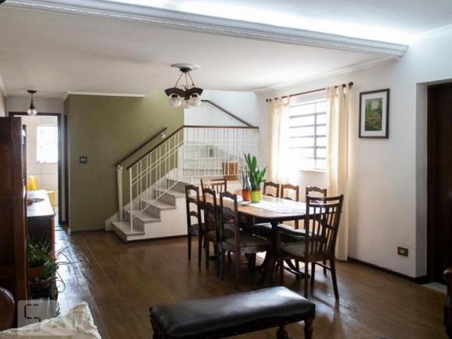 Casa à Venda Água Fria, 3 Quartos, 166 m2