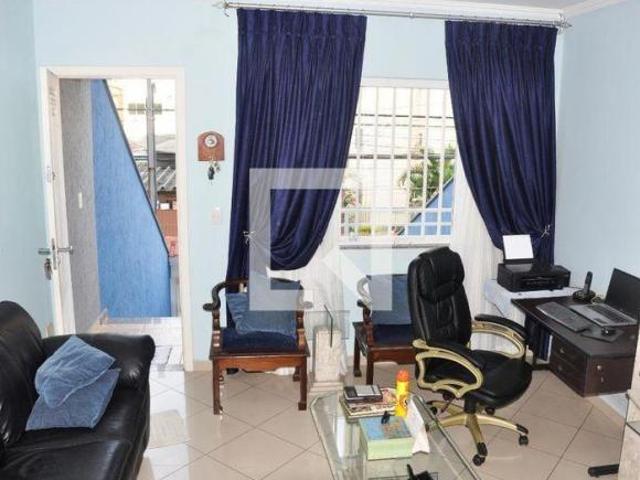 Casa à Venda Água Fria, 3 Quartos, 173 m2