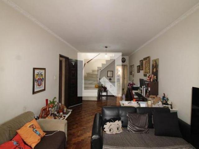 Casa à Venda Água Fria, 3 Quartos, 180 m2