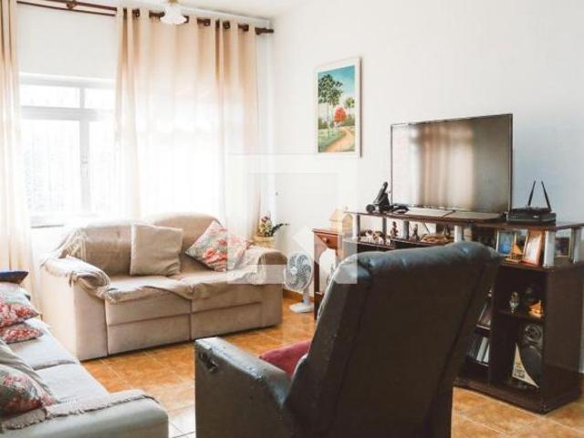Casa à Venda Água Fria, 3 Quartos, 181 m2