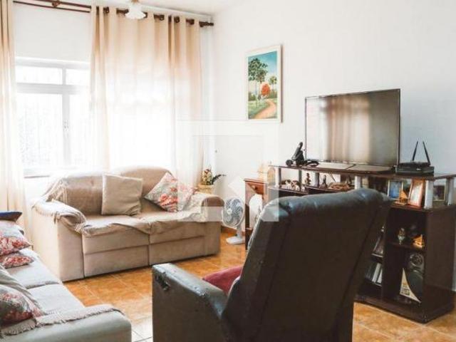 Casa à Venda Água Fria, 3 Quartos, 181 m2
