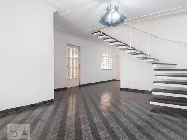 Casa à Venda Água Fria, 3 Quartos, 190 m2