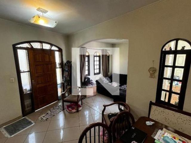 Casa à Venda Água Fria, 3 Quartos, 190 m2