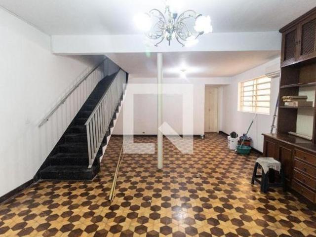 Casa à Venda Água Fria, 3 Quartos, 200 m2