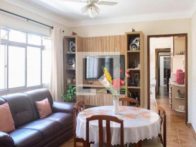 Casa à Venda Água Fria, 3 Quartos, 200 m2