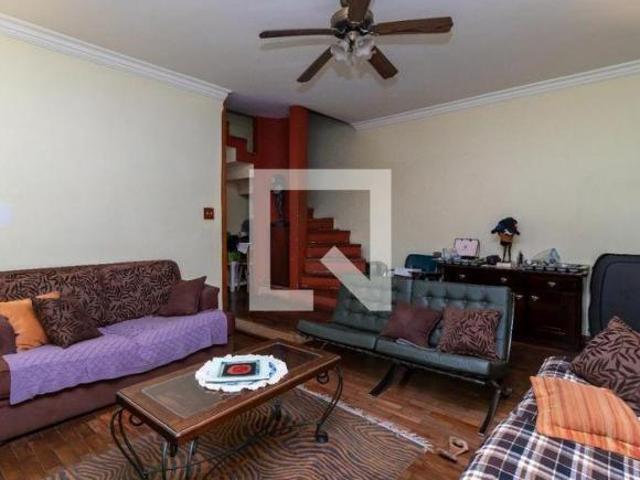 Casa à Venda Água Fria, 3 Quartos, 205 m² São Paulo