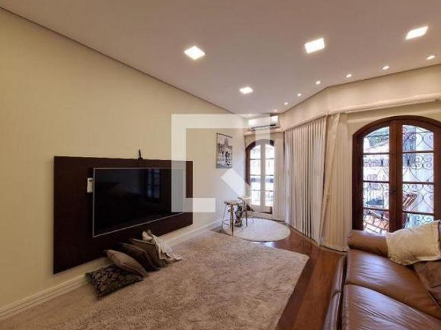 Casa à Venda Água Fria, 3 Quartos, 207 m² São Paulo