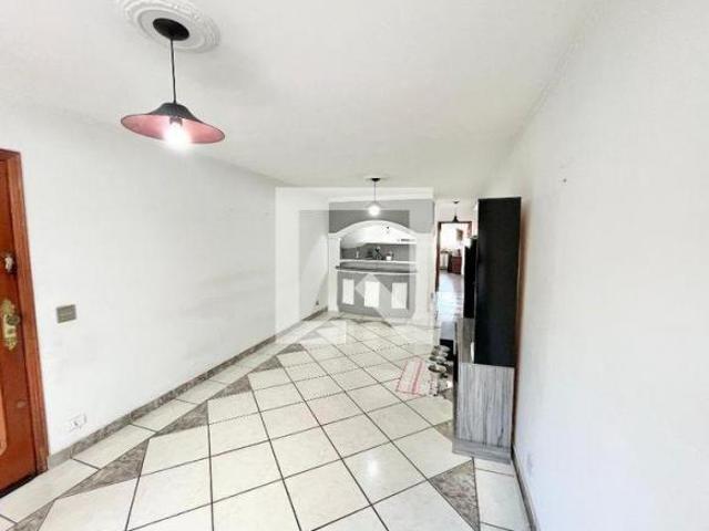 Casa à Venda Água Fria, 3 Quartos, 212 m2