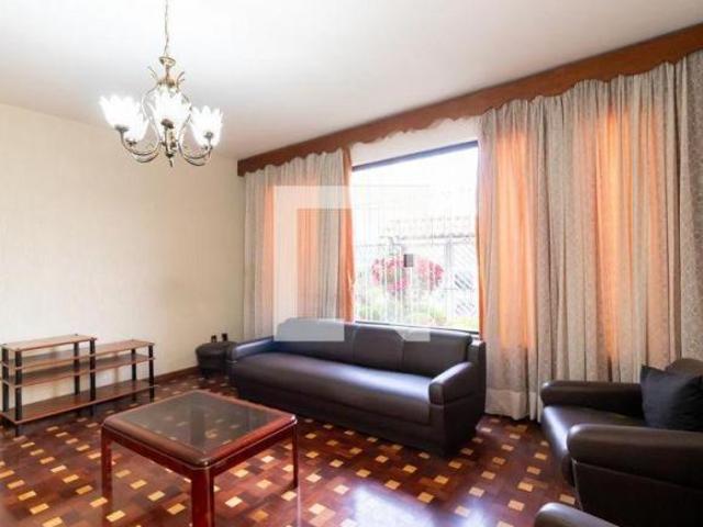Casa à Venda Água Fria, 3 Quartos, 214 m² São Paulo