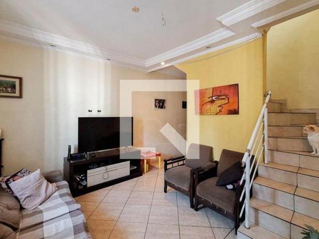 Casa à Venda Água Fria, 3 Quartos, 240 m2