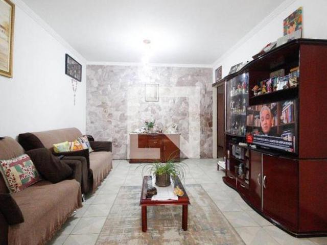 Casa à Venda Água Fria, 3 Quartos, 248 m2