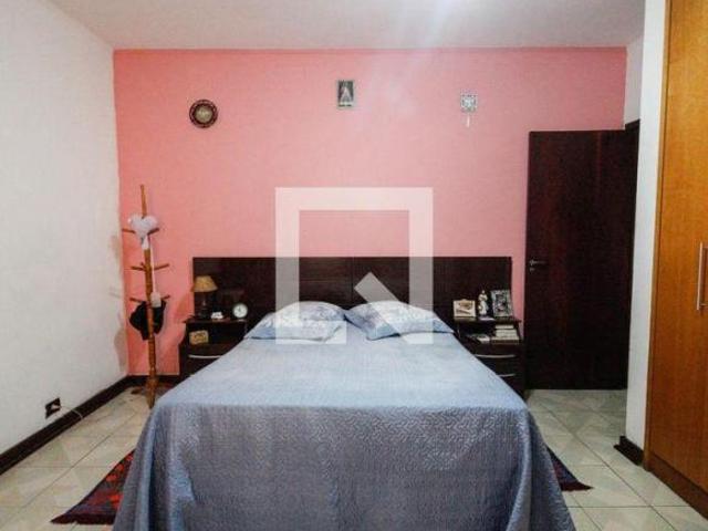 Casa à Venda Água Fria, 3 Quartos, 248 m2