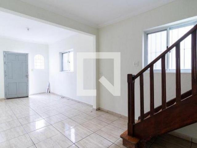 Casa à Venda Água Fria, 3 Quartos, 249 m2