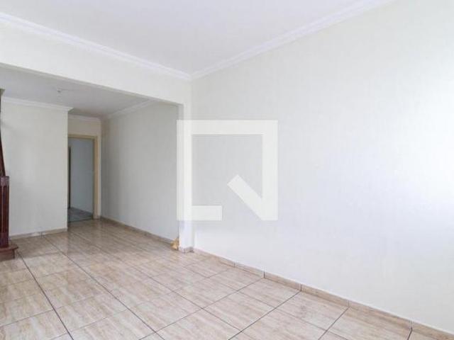 Casa à Venda Água Fria, 3 Quartos, 249 m2
