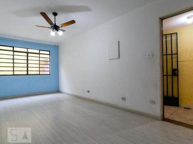 Casa à Venda Água Fria, 3 Quartos, 250 m2