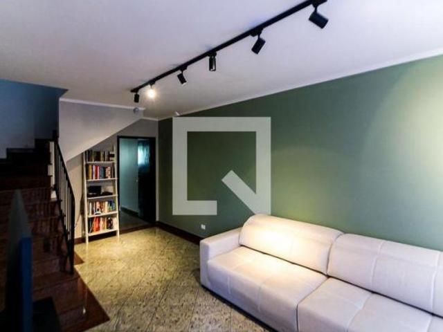 Casa à Venda Água Fria, 3 Quartos, 260 m2