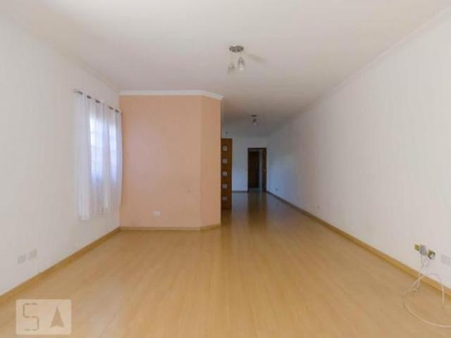 Casa à Venda Água Fria, 3 Quartos, 325 m2