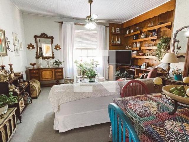 Casa à Venda Água Fria, 3 Quartos, 360 m2