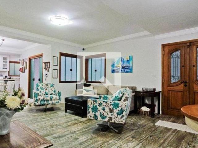 Casa à Venda Água Fria, 3 Quartos, 385 m² São Paulo