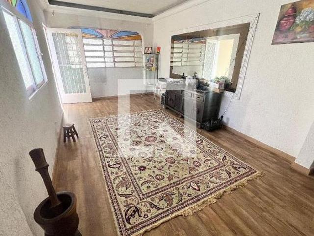 Casa à Venda Água Fria, 4 Quartos, 450 m2