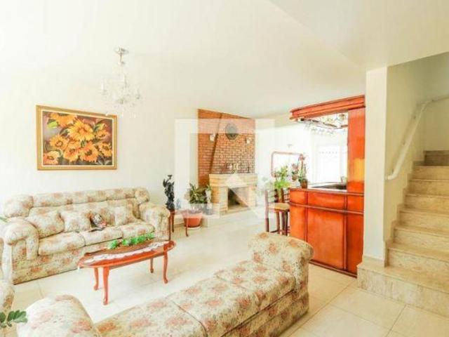 Casa à Venda Água Fria, 4 Quartos, 500 m² São Paulo