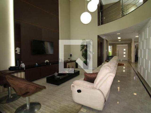Casa à Venda Água Fria, 4 Quartos, 790 m2