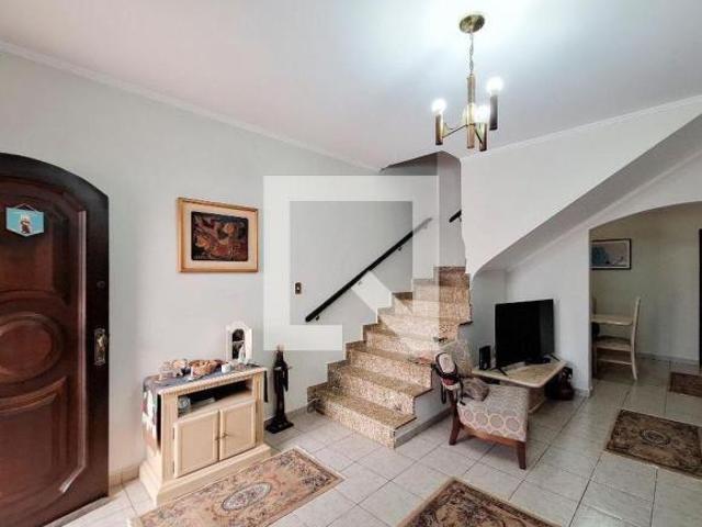 Casa à Venda Água Fria, 4 Quartos, 130 m2