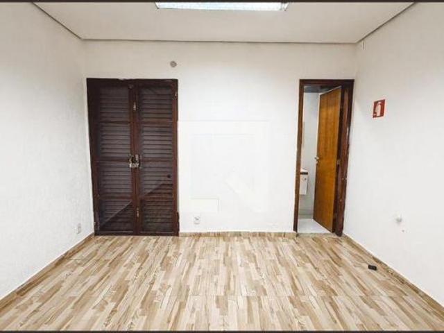 Casa à Venda Água Fria, 4 Quartos, 150 m2