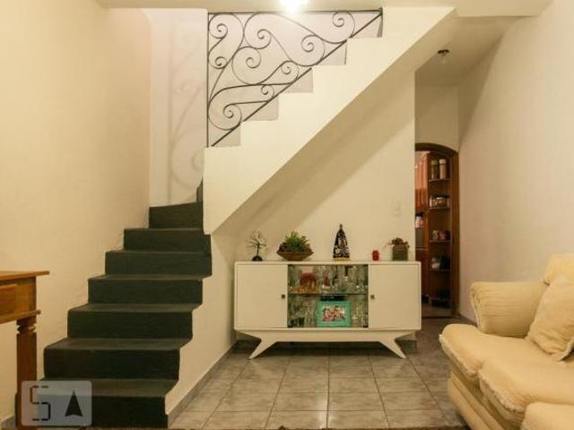 Casa à Venda Água Fria, 4 Quartos, 177 m2