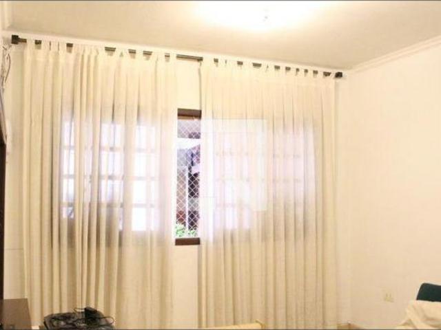 Casa à Venda Água Fria, 4 Quartos, 180 m2