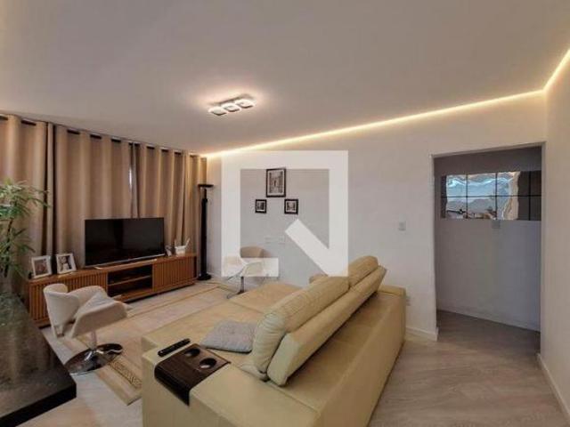 Casa à Venda Água Fria, 4 Quartos, 200 m² São Paulo